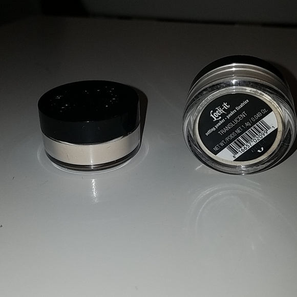 Kat Von D | Makeup | Katvond Setting Powder | Poshmark